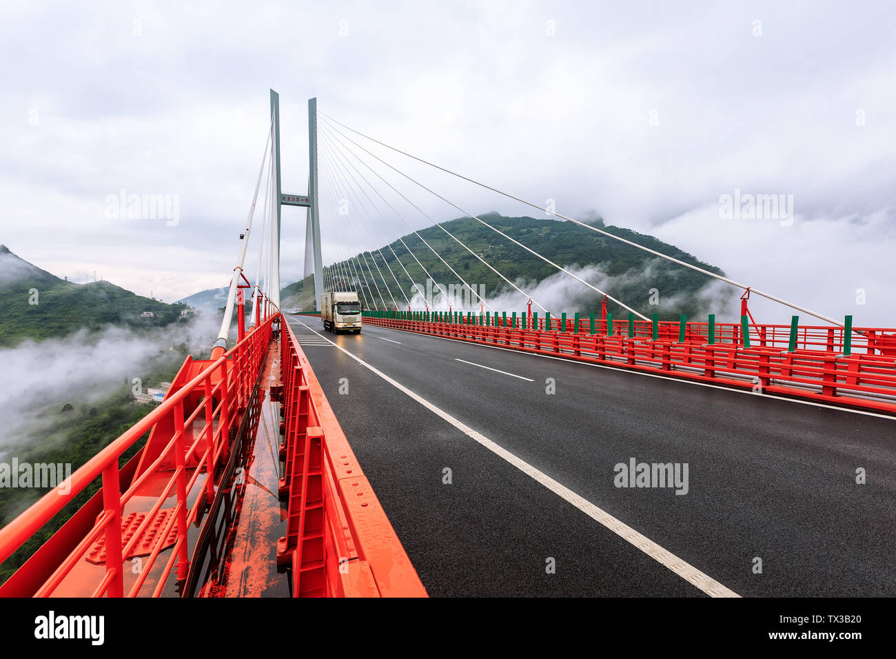 Fast tourism model and bridge hi-res stock photography and images - Alamy