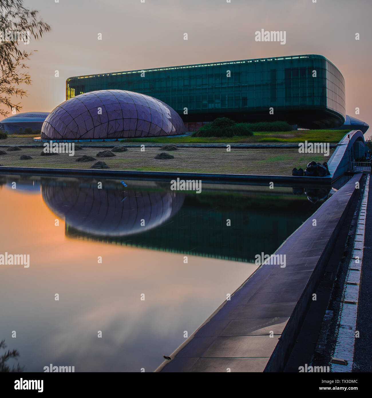 Library systems hi-res stock photography and images - Alamy