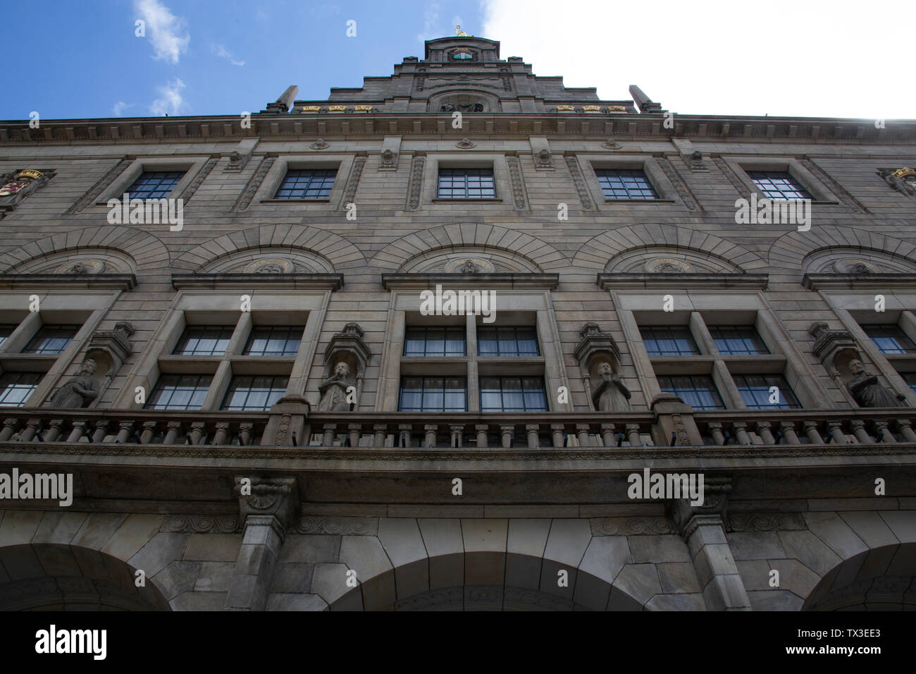 Rotterdam town hall hi-res stock photography and images - Alamy
