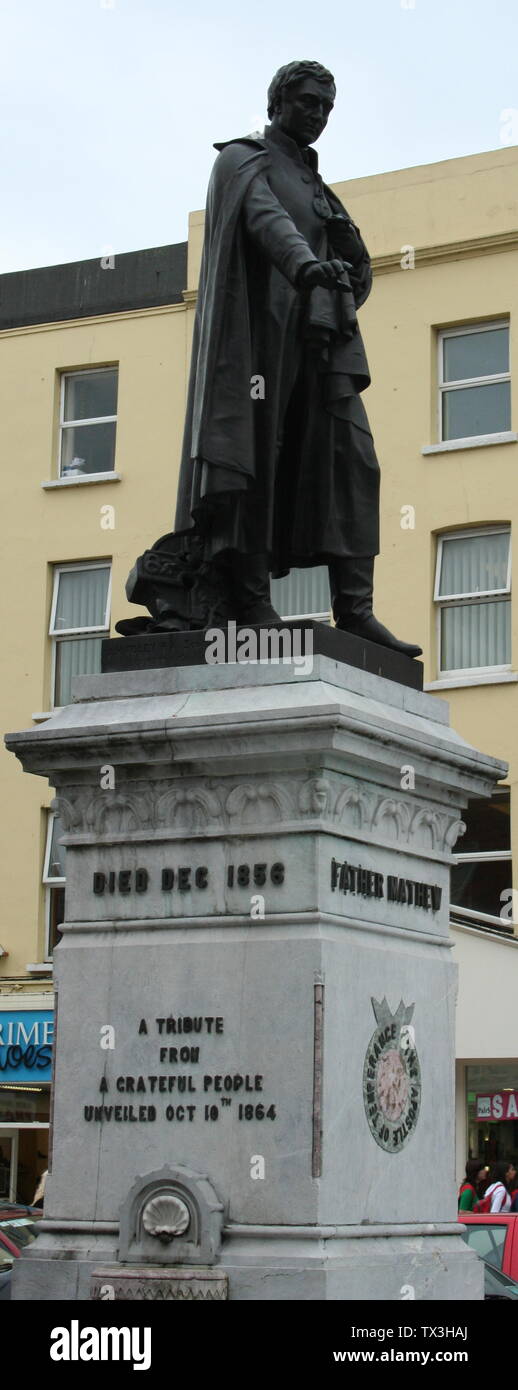 Patrick street hi-res stock photography and images - Alamy