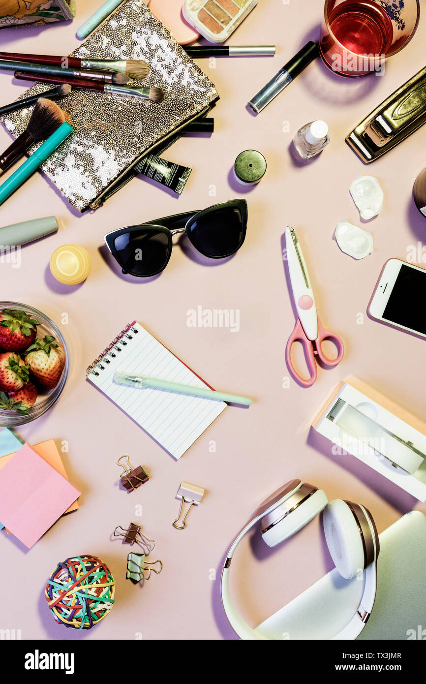 View form above personal belongings on messy desk Stock Photo - Alamy