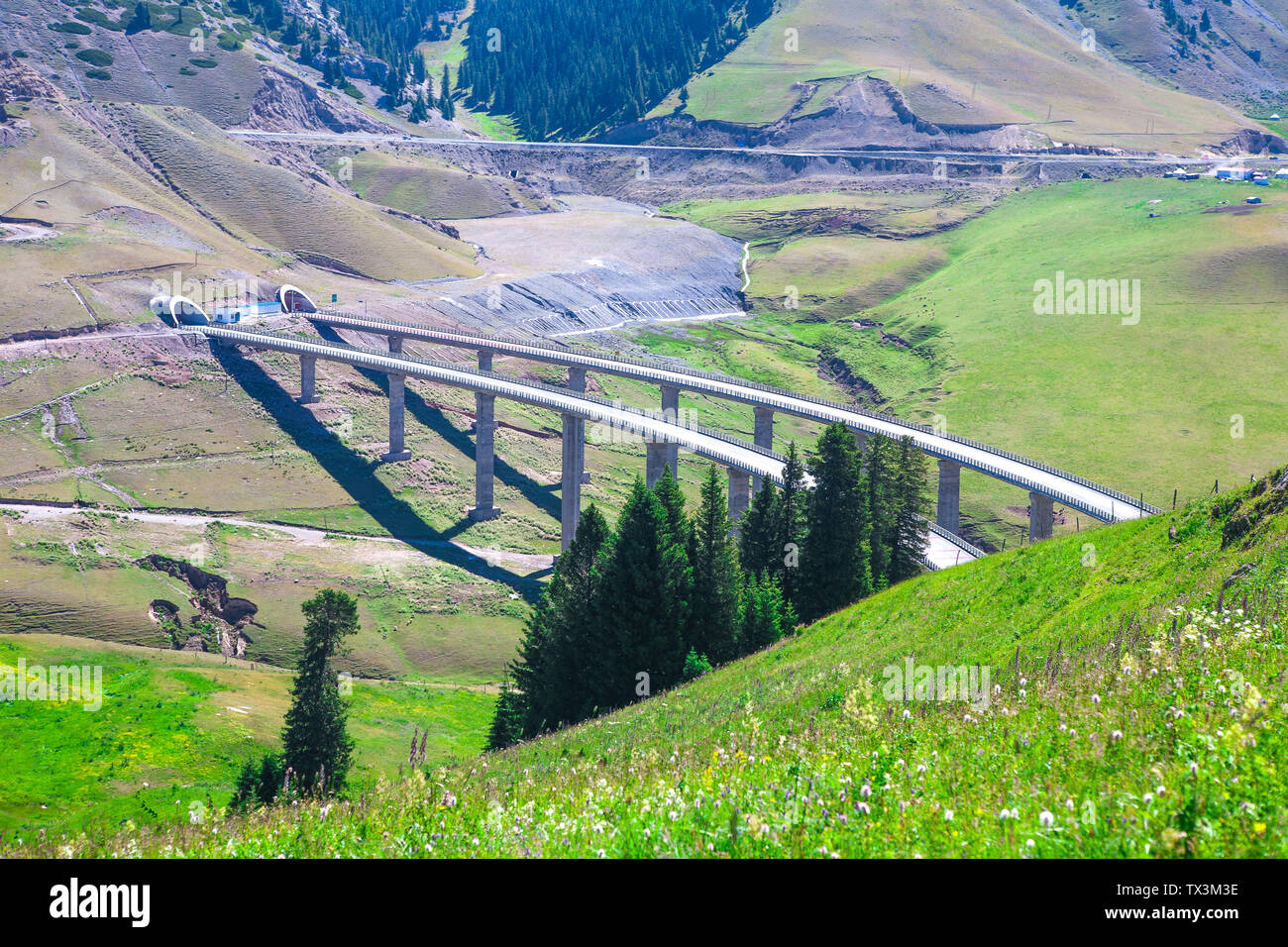 Overlooking the part of the Guozigou Bridge Stock Photo - Alamy