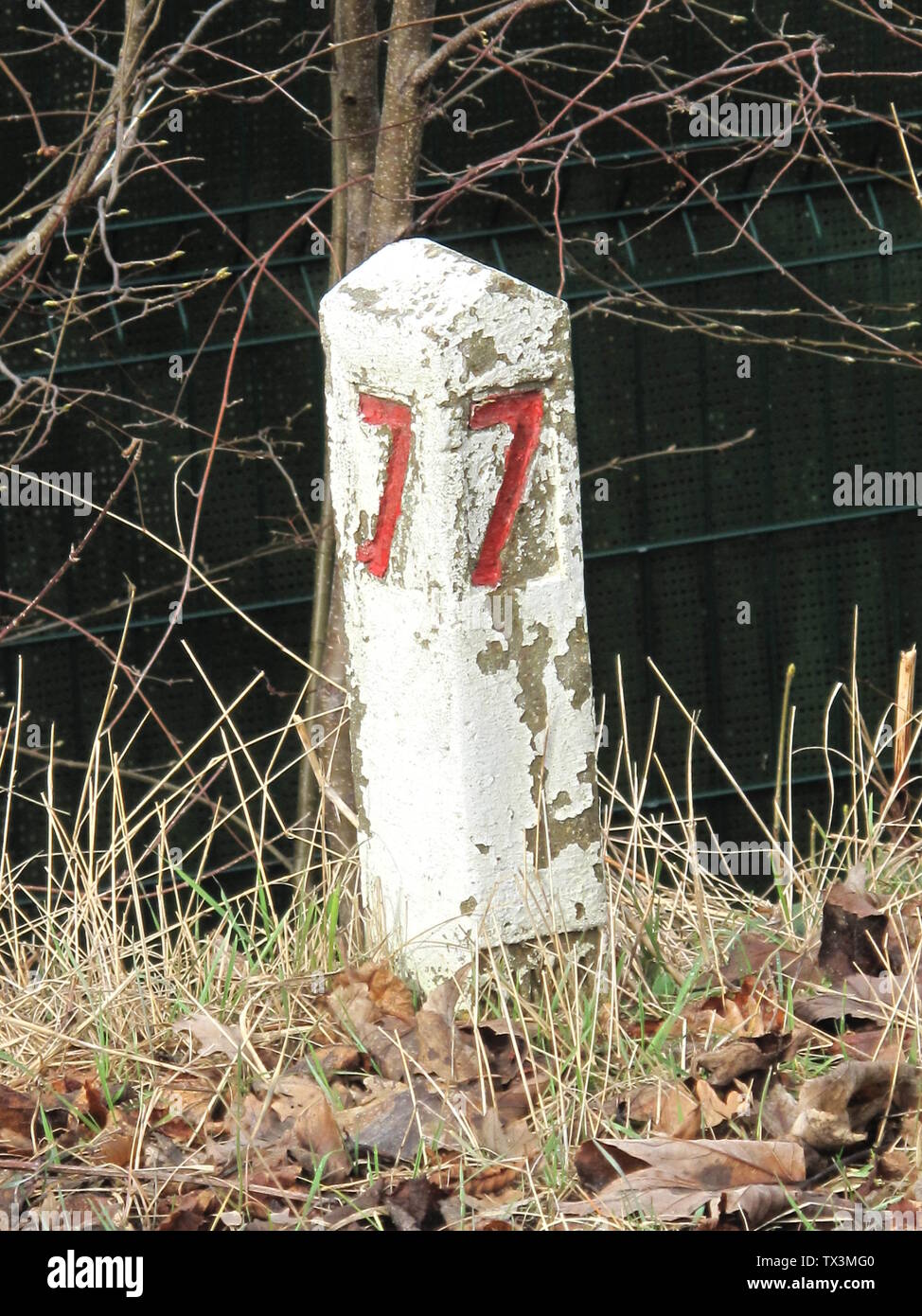 Chemin e hi-res stock photography and images - Alamy