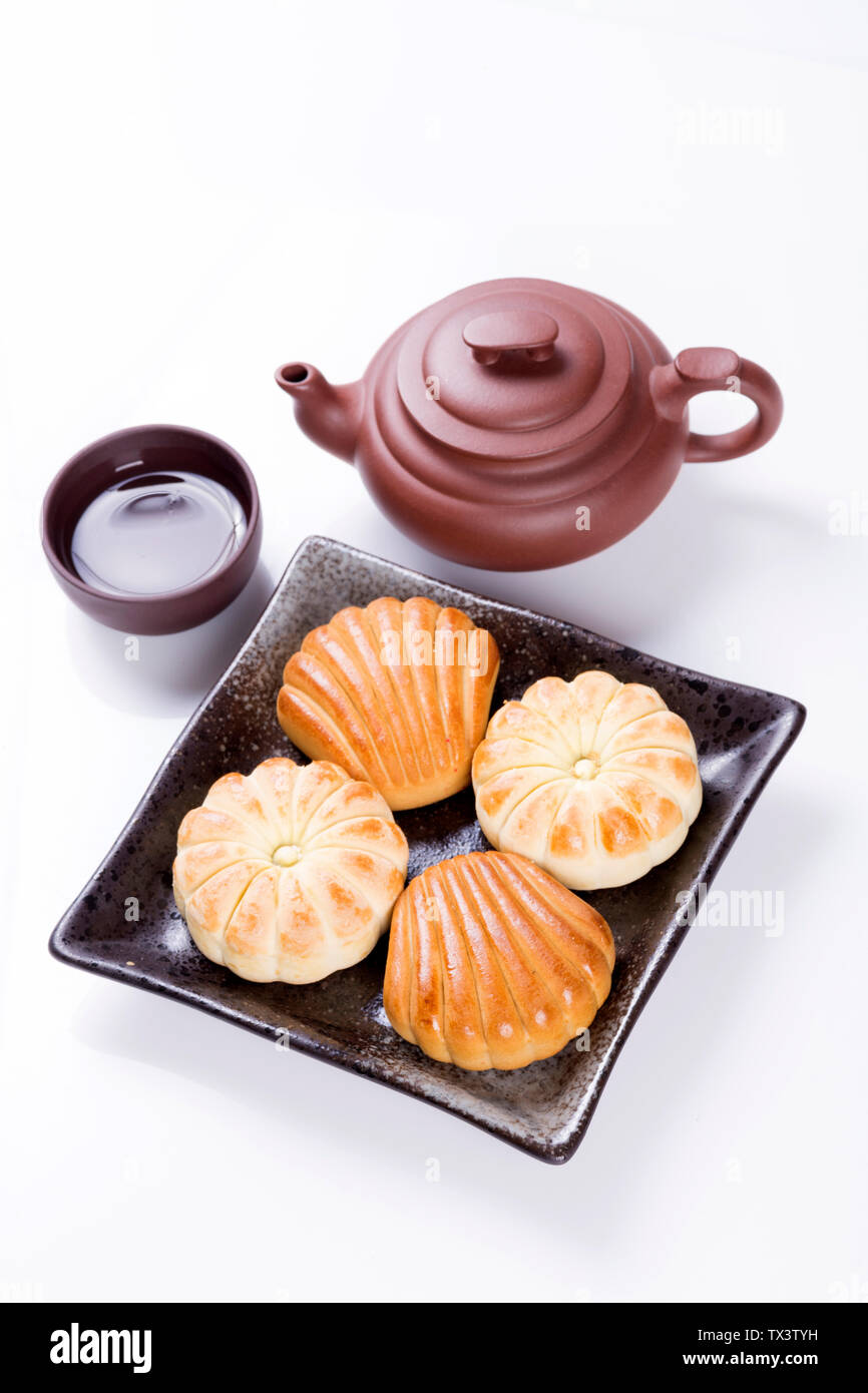 Fortune tea cakes hi-res stock photography and images - Alamy