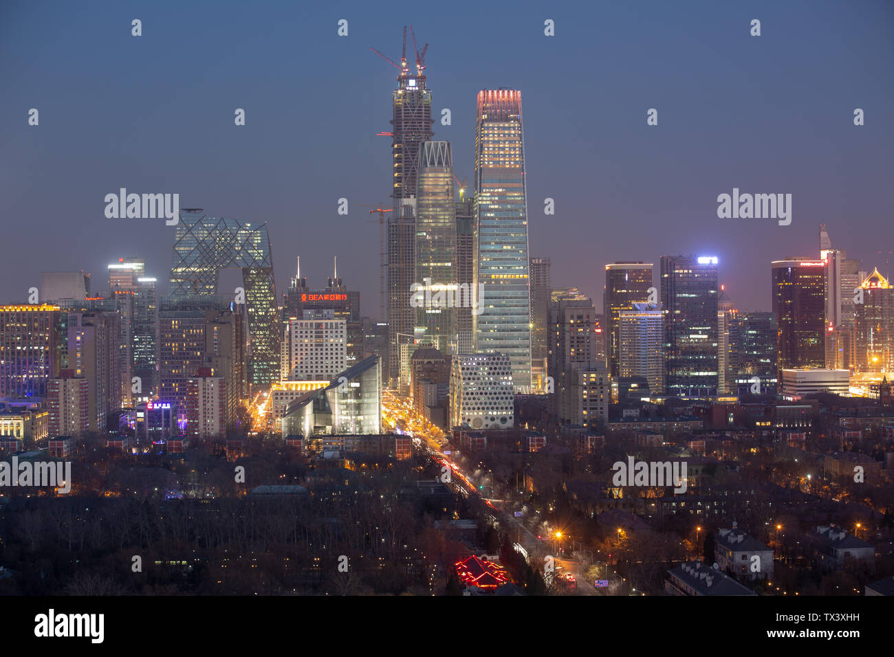 night view of city architecture Stock Photo - Alamy