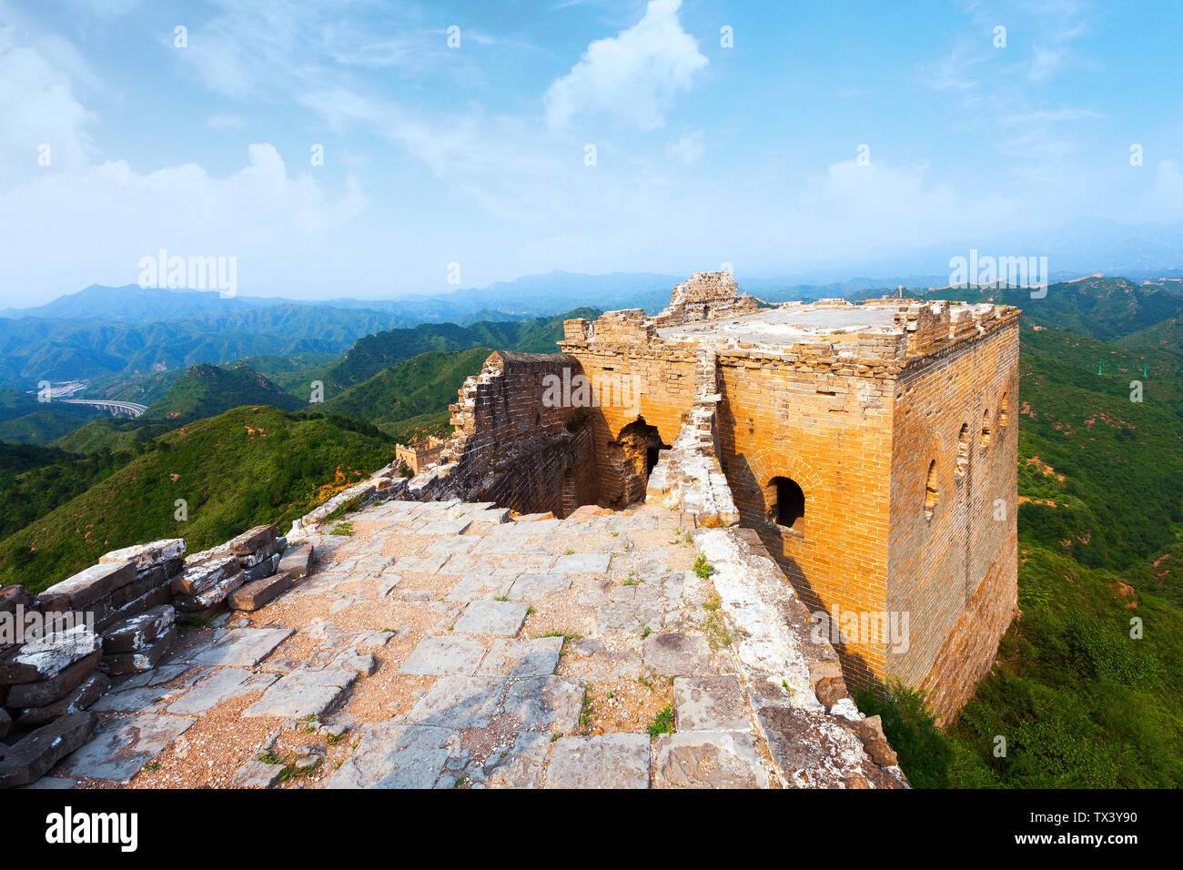 Great wall under sunshineering sunset Stock Photo - Alamy