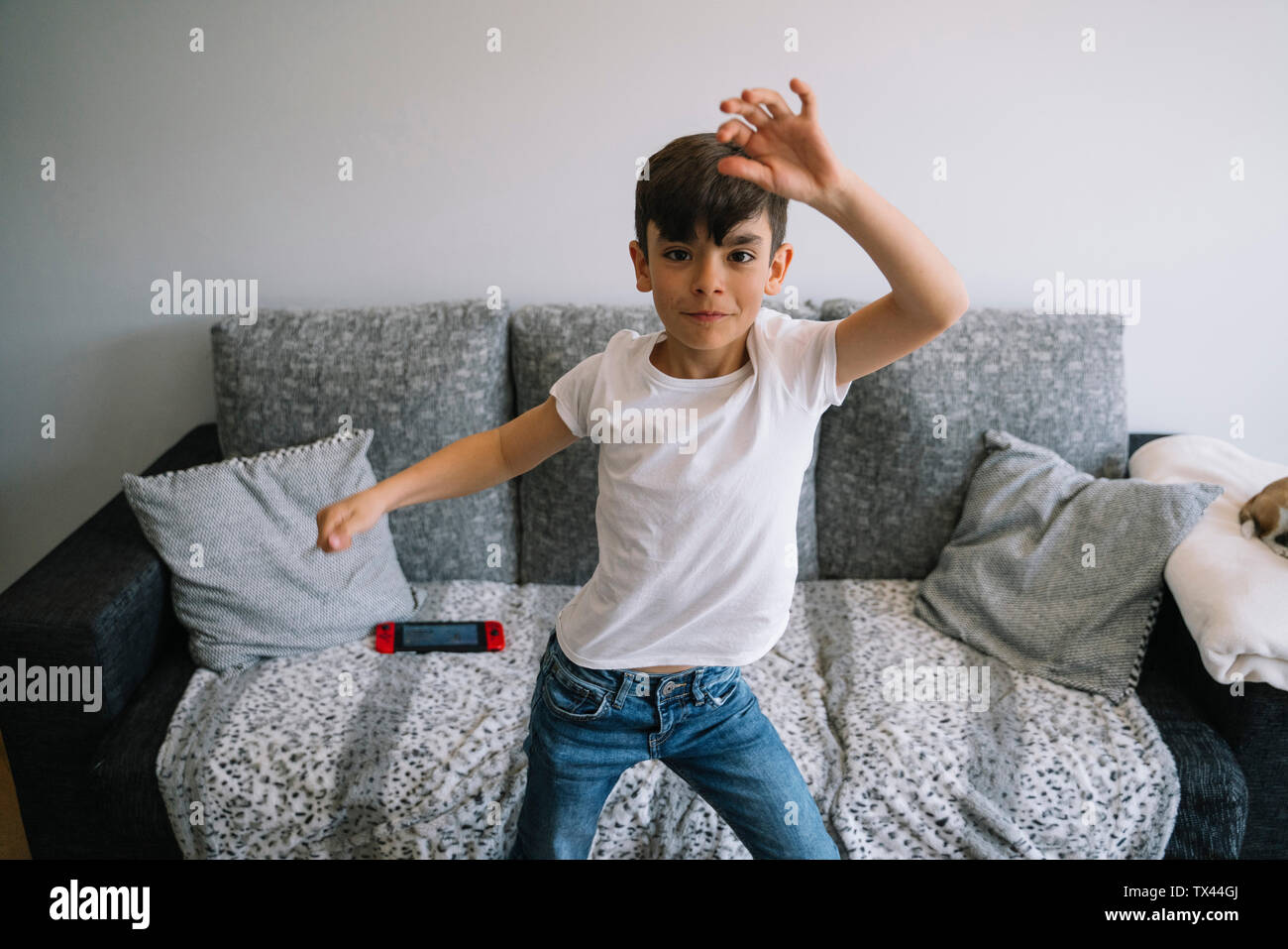 Dancing boy hi-res stock photography and images - Alamy