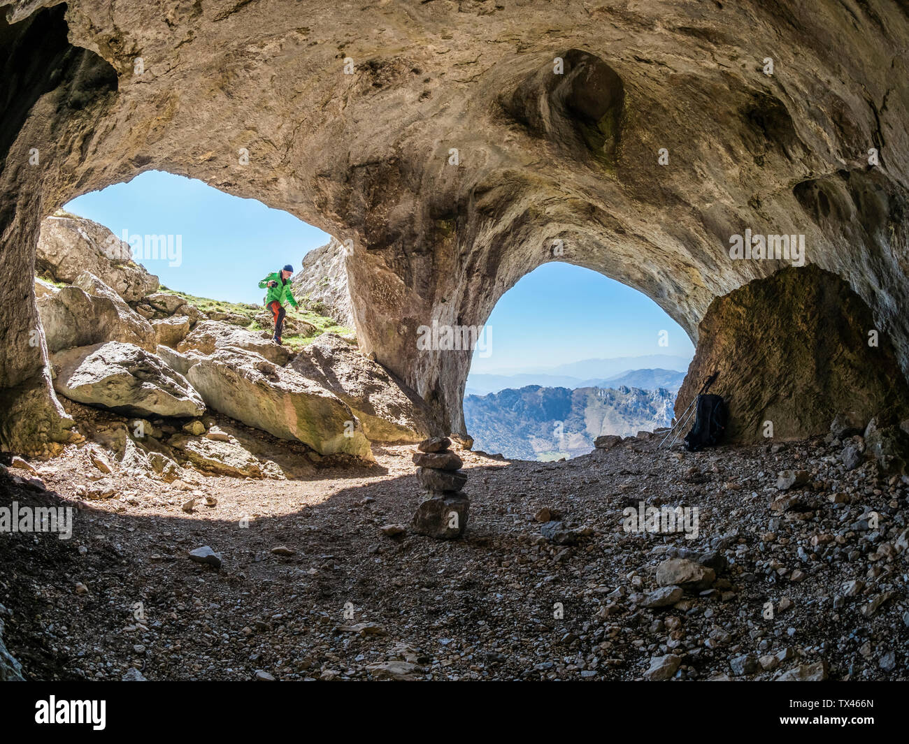Person in a cave hi-res stock photography and images - Alamy