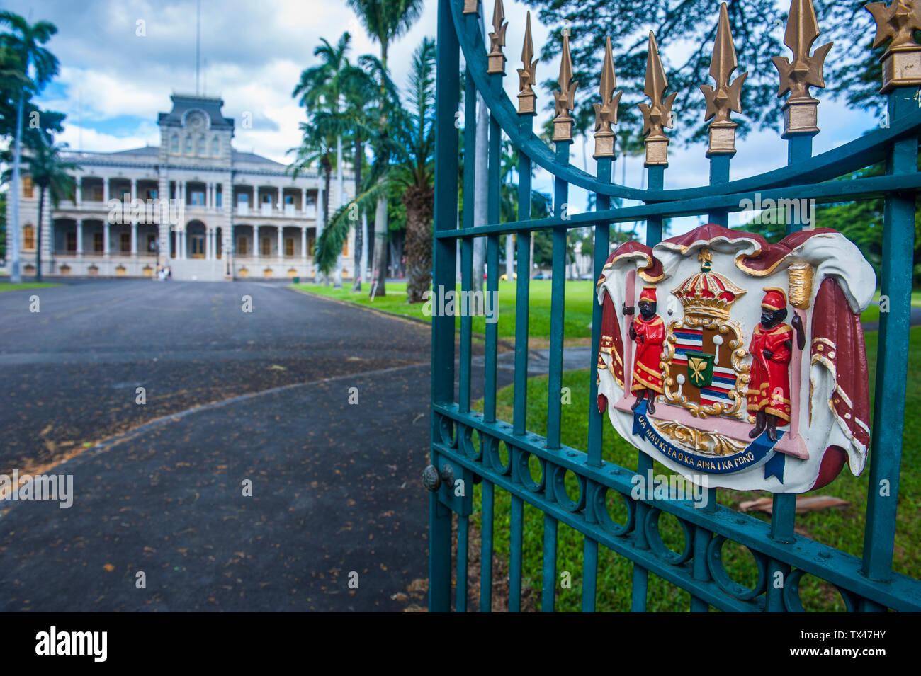 Hawaii, Oahu, Honolulu, royal signs before the Iolani Palace Stock ...