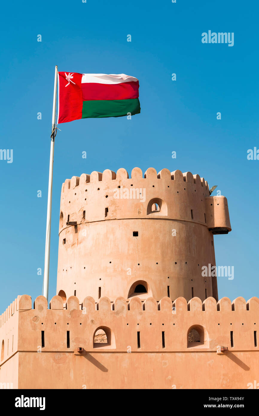 Ras al hadd castle with omani flag hi-res stock photography and images ...