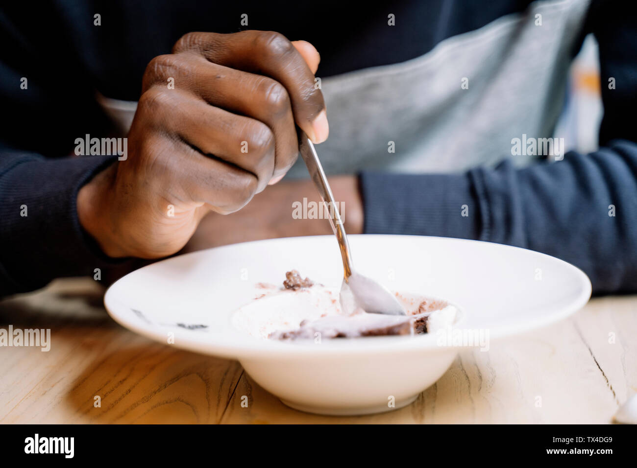Man eating trifle hi-res stock photography and images - Alamy