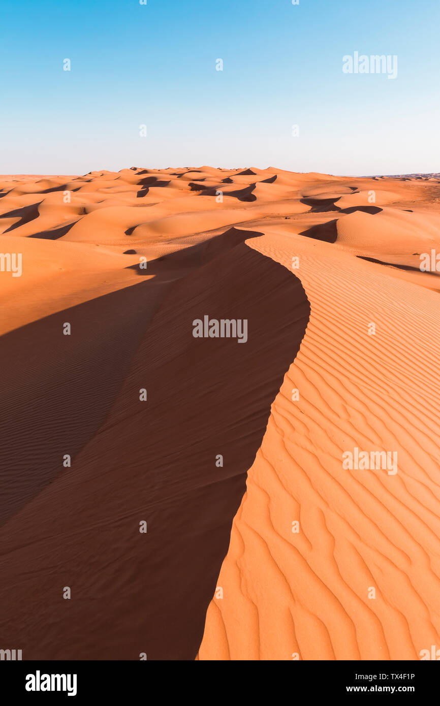 Wahiba sands desert in oman hi-res stock photography and images - Alamy