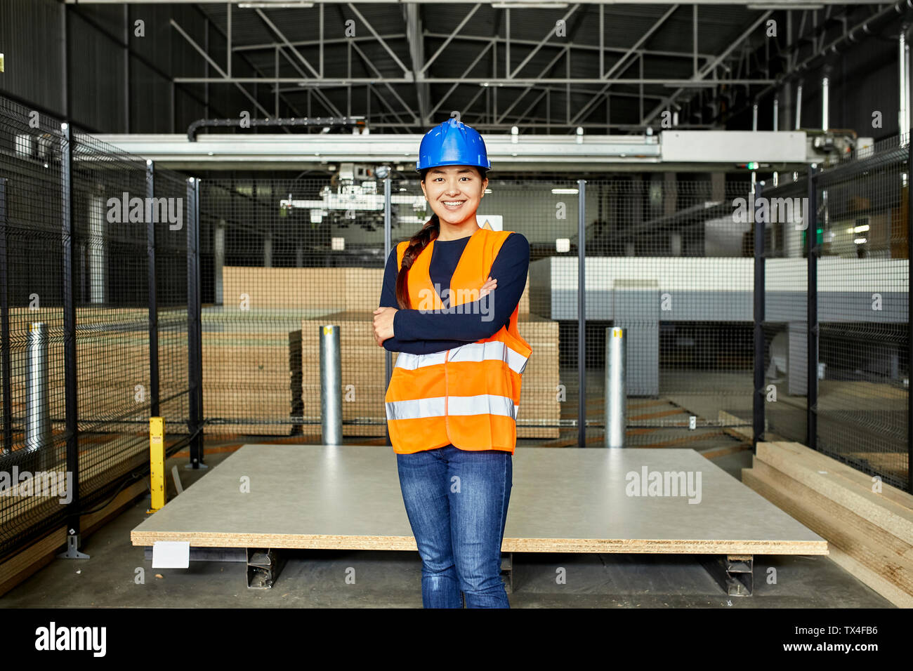 Portrait female factory worker hi-res stock photography and images - Alamy