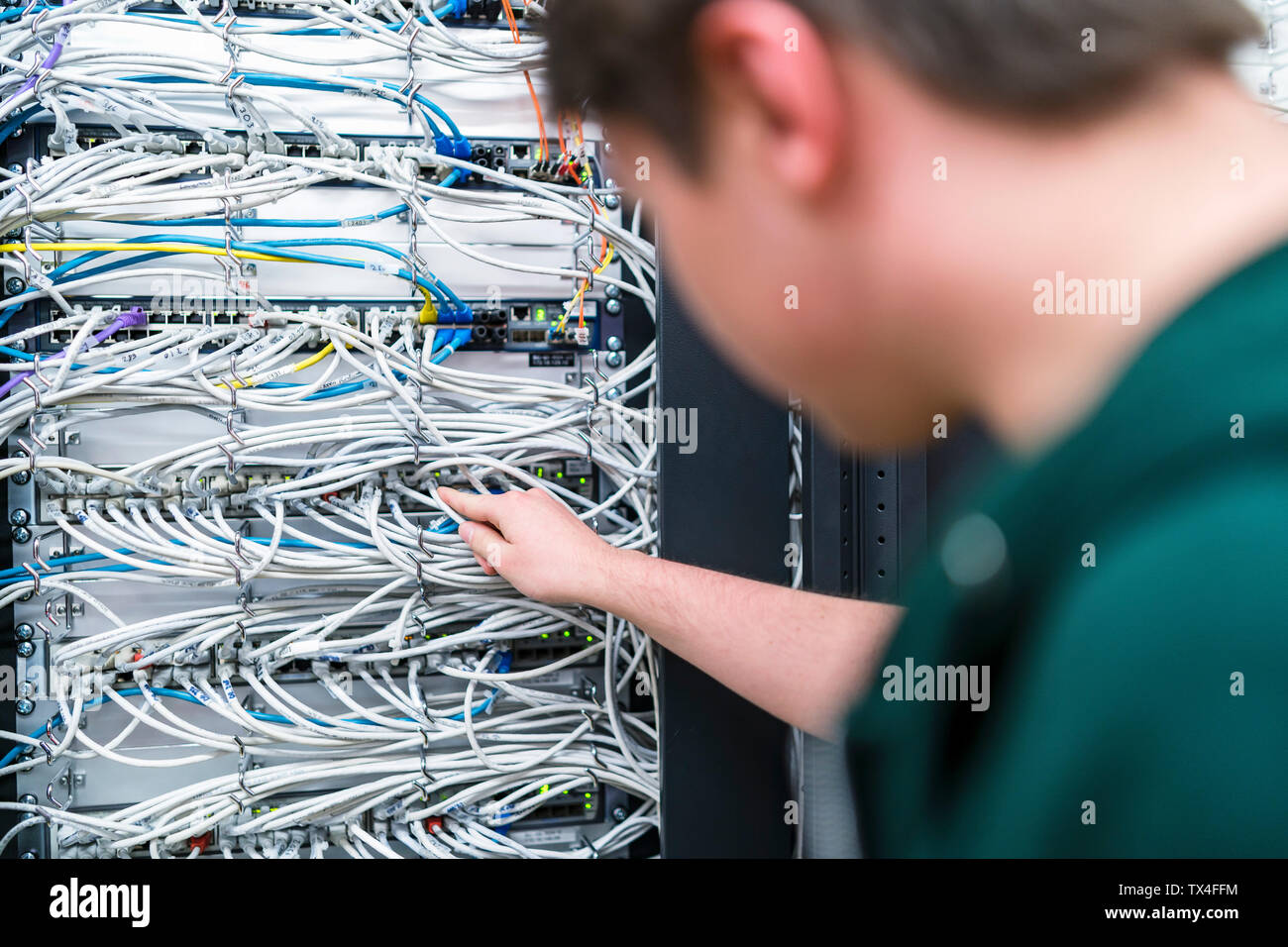 Hand with cables hi-res stock photography and images - Alamy