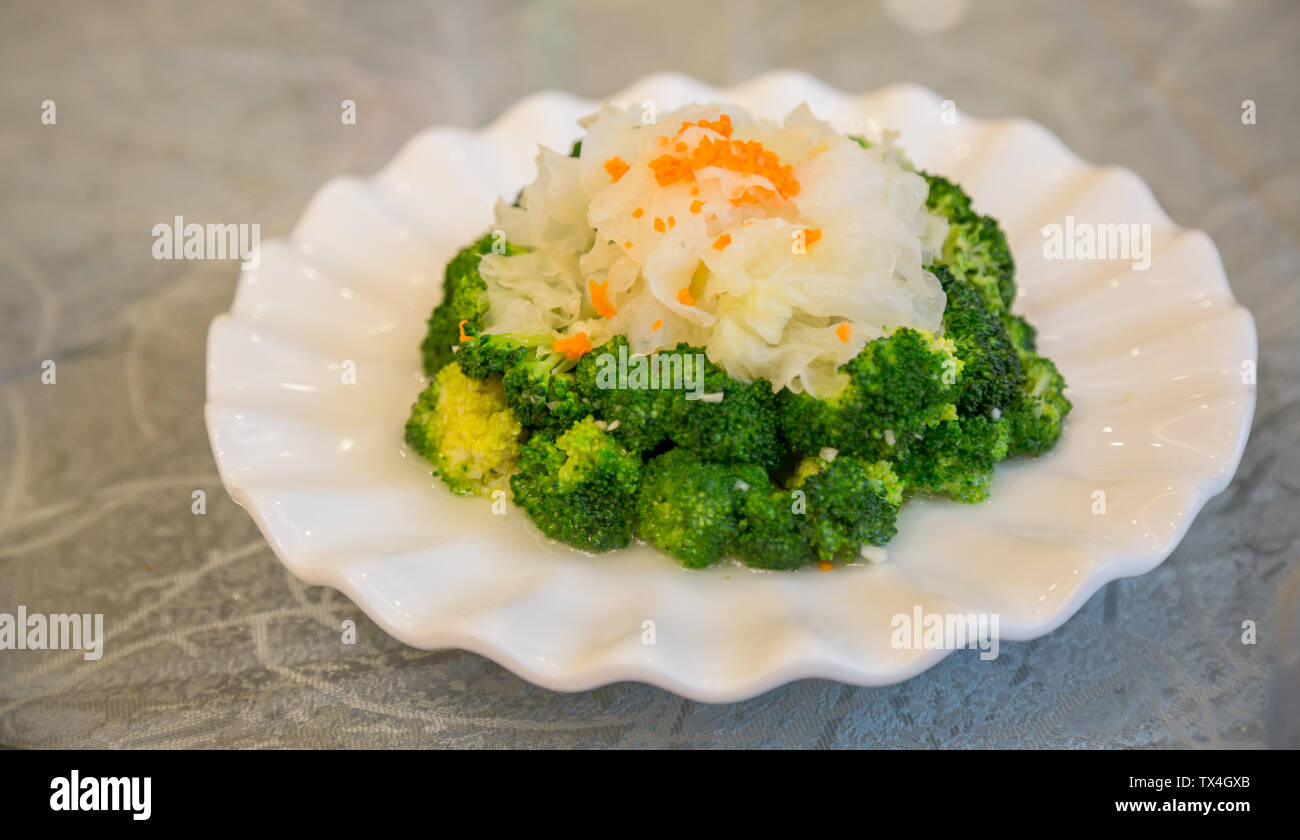 Silver ear broccoli hi-res stock photography and images - Alamy