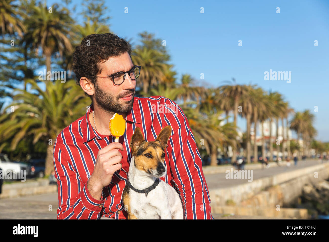 Man eating animal hi-res stock photography and images - Alamy