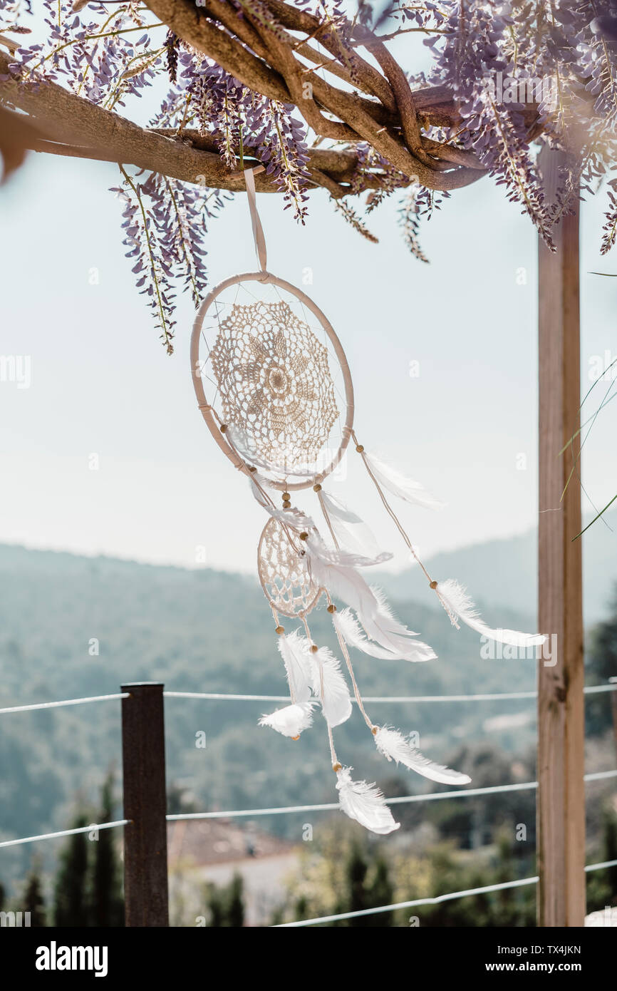 Close up white dream catcher hi-res stock photography and images - Alamy