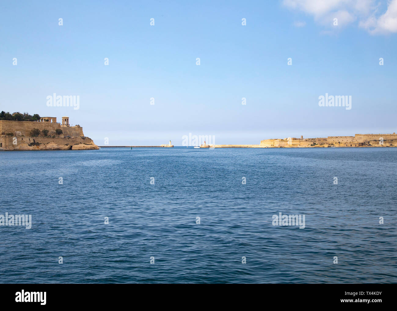 The entrance to Grand Harbour Valetta Malta Stock Photo - Alamy