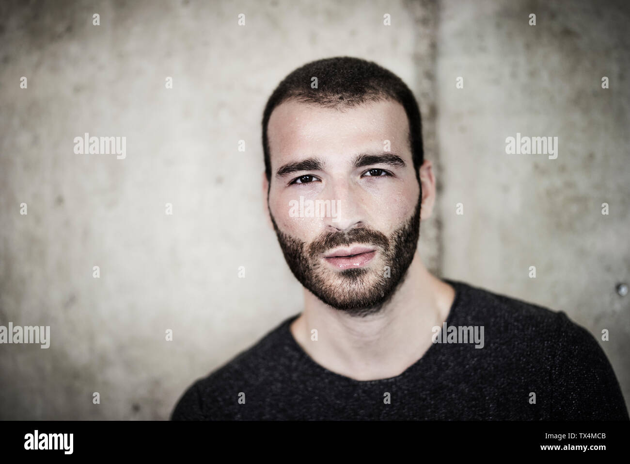 Portrait view of concrete hi-res stock photography and images - Alamy
