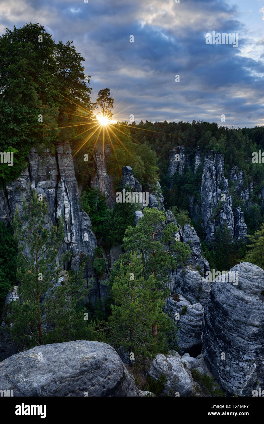 Kessel hi-res stock photography and images - Alamy