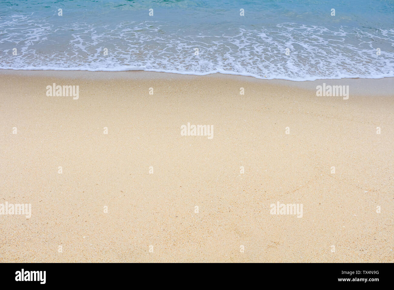 Clean sandy beaches hi-res stock photography and images - Alamy
