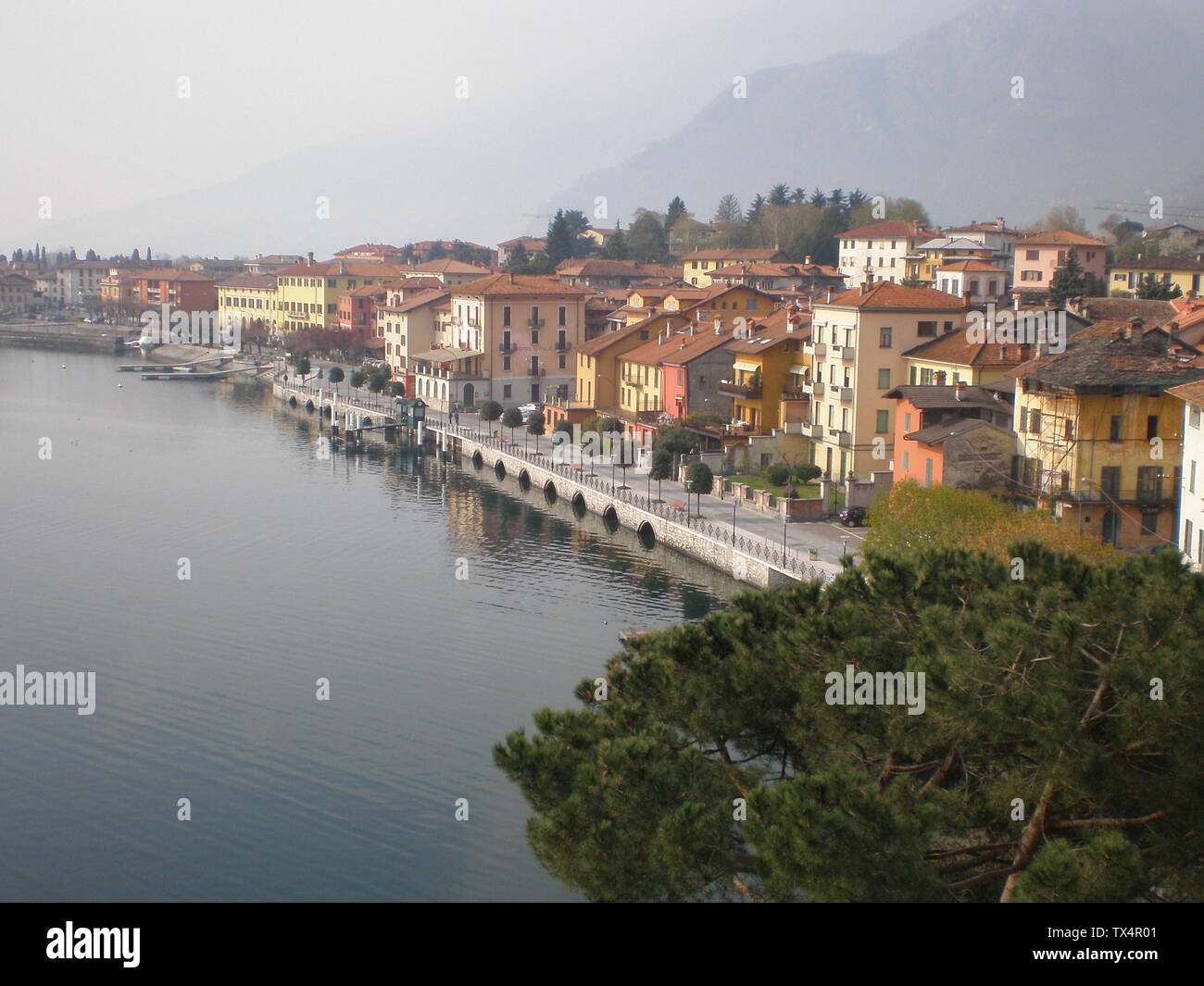 Lungolago di como hi-res stock photography and images - Alamy