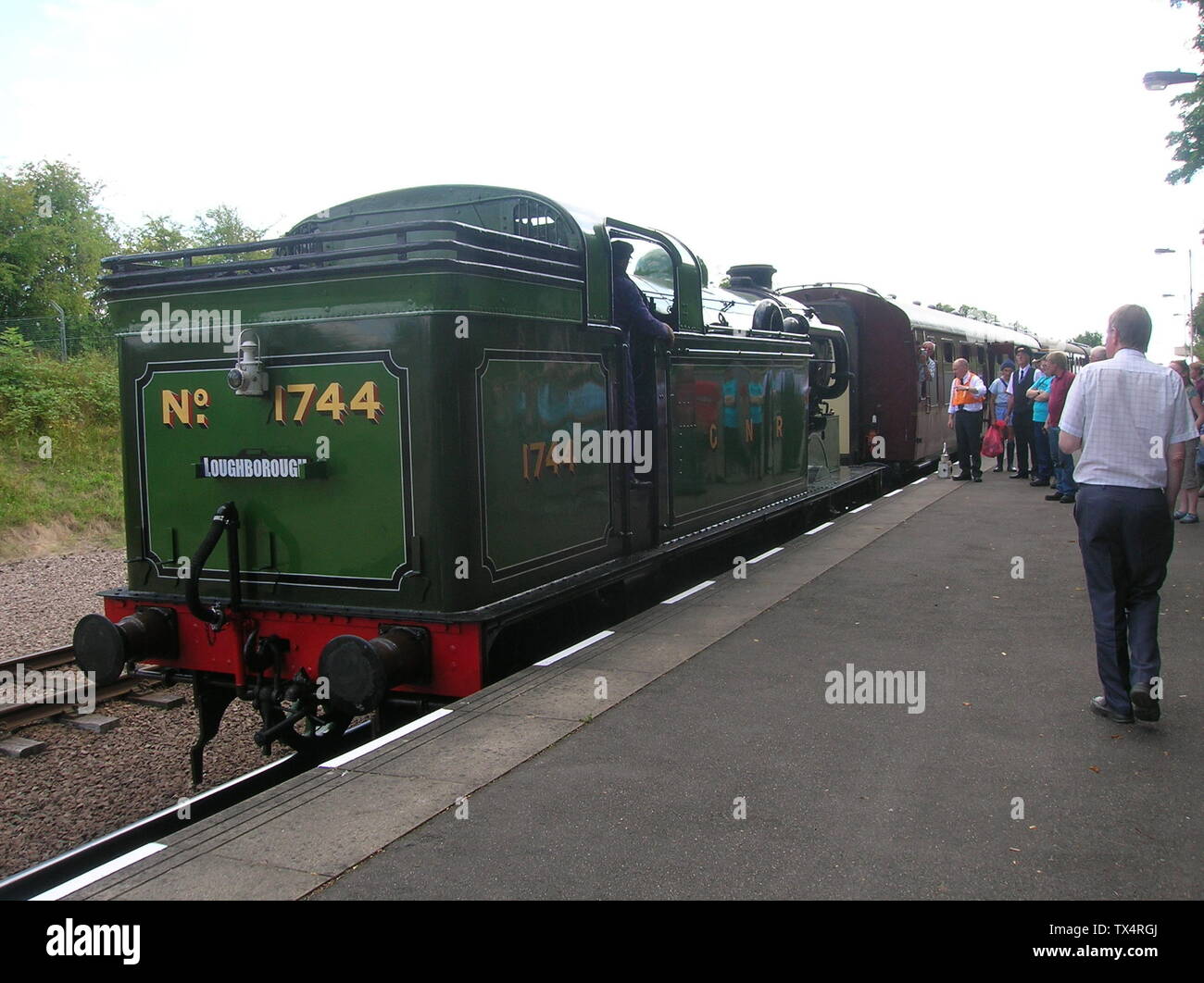 N2 class hi-res stock photography and images - Alamy