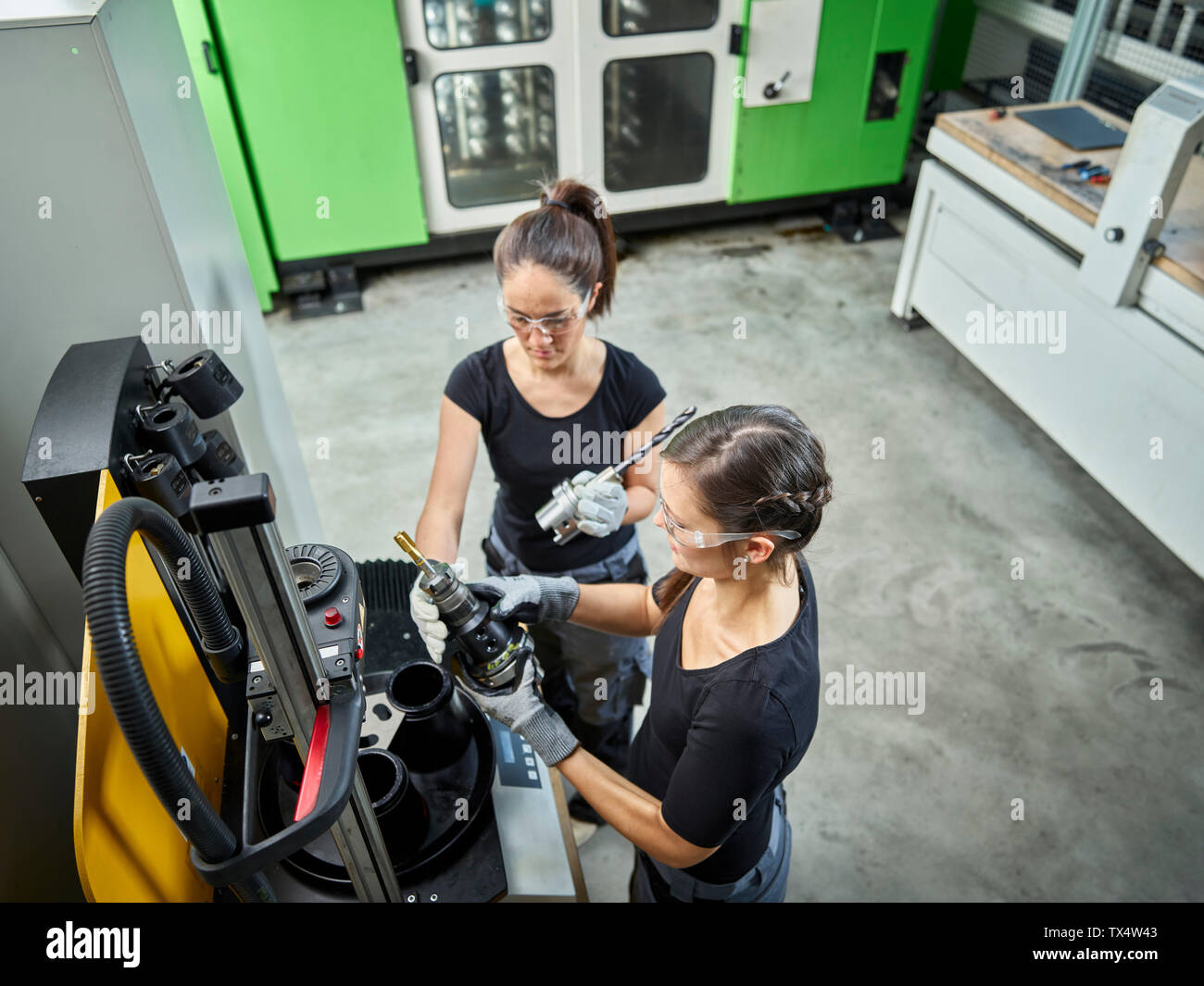 Boring and milling machine hi-res stock photography and images - Alamy