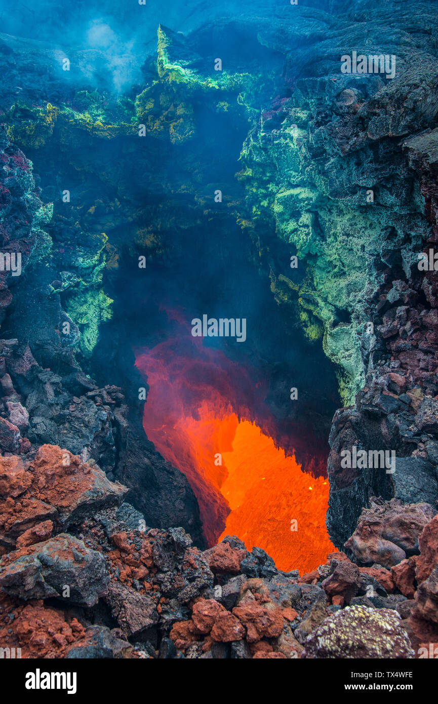 Magma hi-res stock photography and images - Alamy