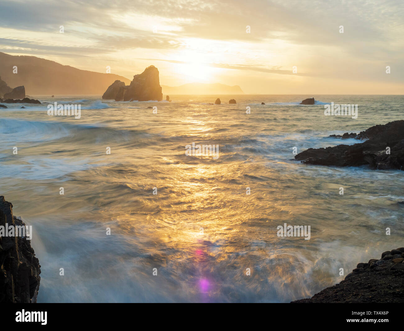 Spain, Biscay, Basque Country, Euskadi, San Juan de Gaztelugatxe, bay ...