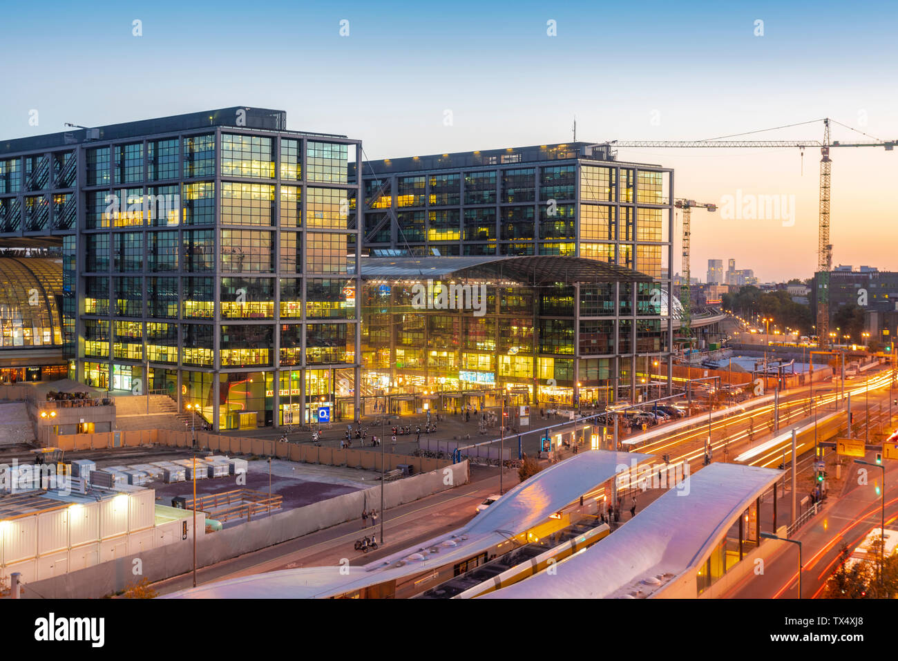 Berlin central station hi-res stock photography and images - Alamy