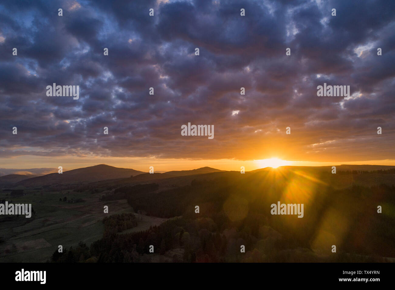 Sunset scotland landscape hi-res stock photography and images - Alamy