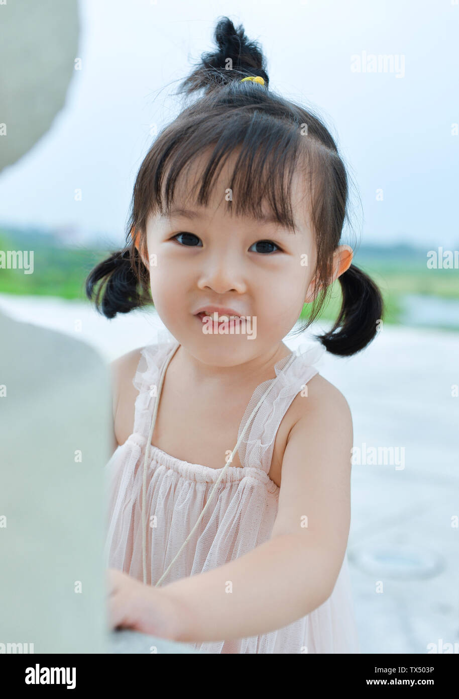 Chinese plait hair hi-res stock photography and images - Alamy