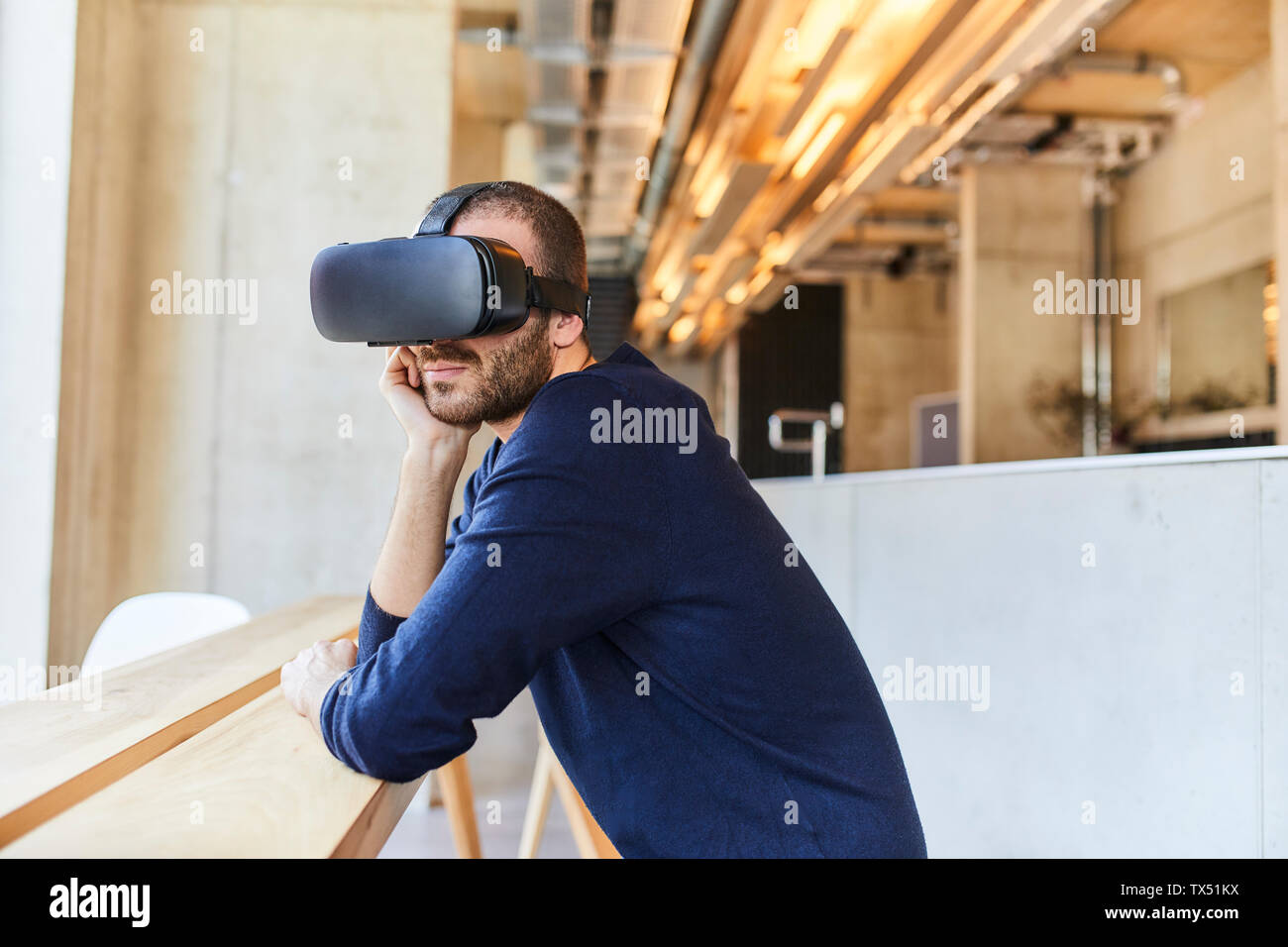 Vr modern hi-res stock photography and images - Alamy