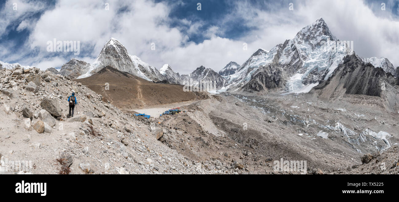 Everest gorak shep hi-res stock photography and images - Alamy