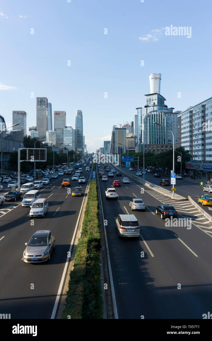 Expressways and commercial office hi-res stock photography and images ...