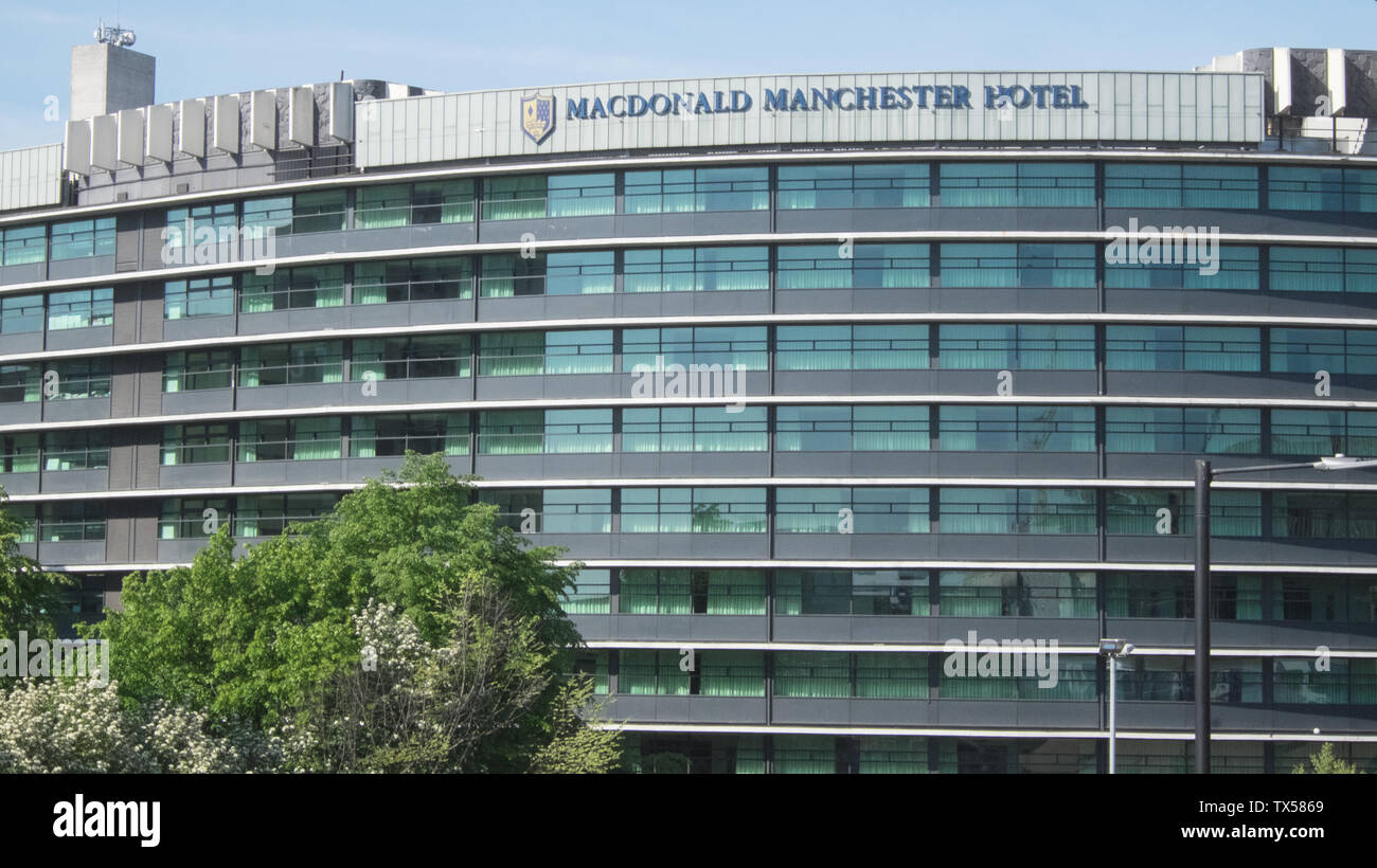 Macdonald manchester hotel hi-res stock photography and images - Alamy