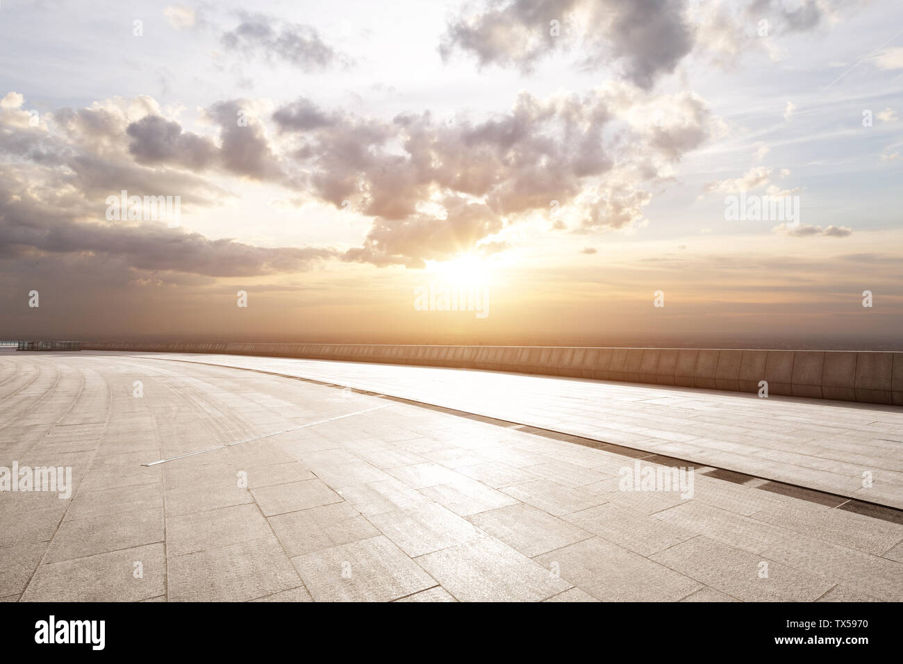 Empty ocean floor hi-res stock photography and images - Alamy