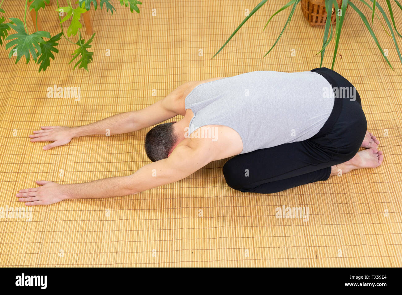 Athletes posture hi-res stock photography and images - Alamy