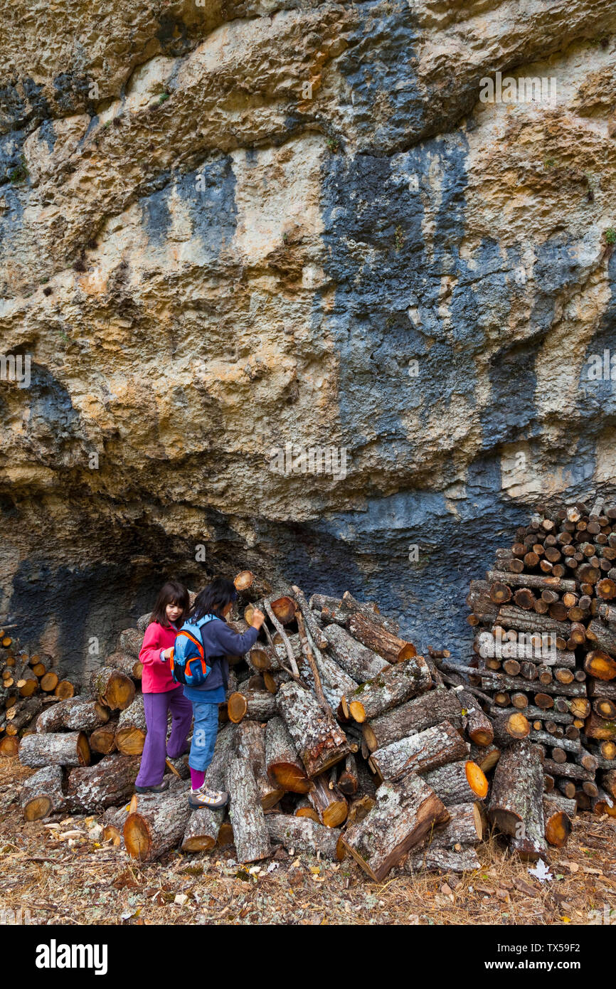 Hoyos del tozo hi-res stock photography and images - Alamy