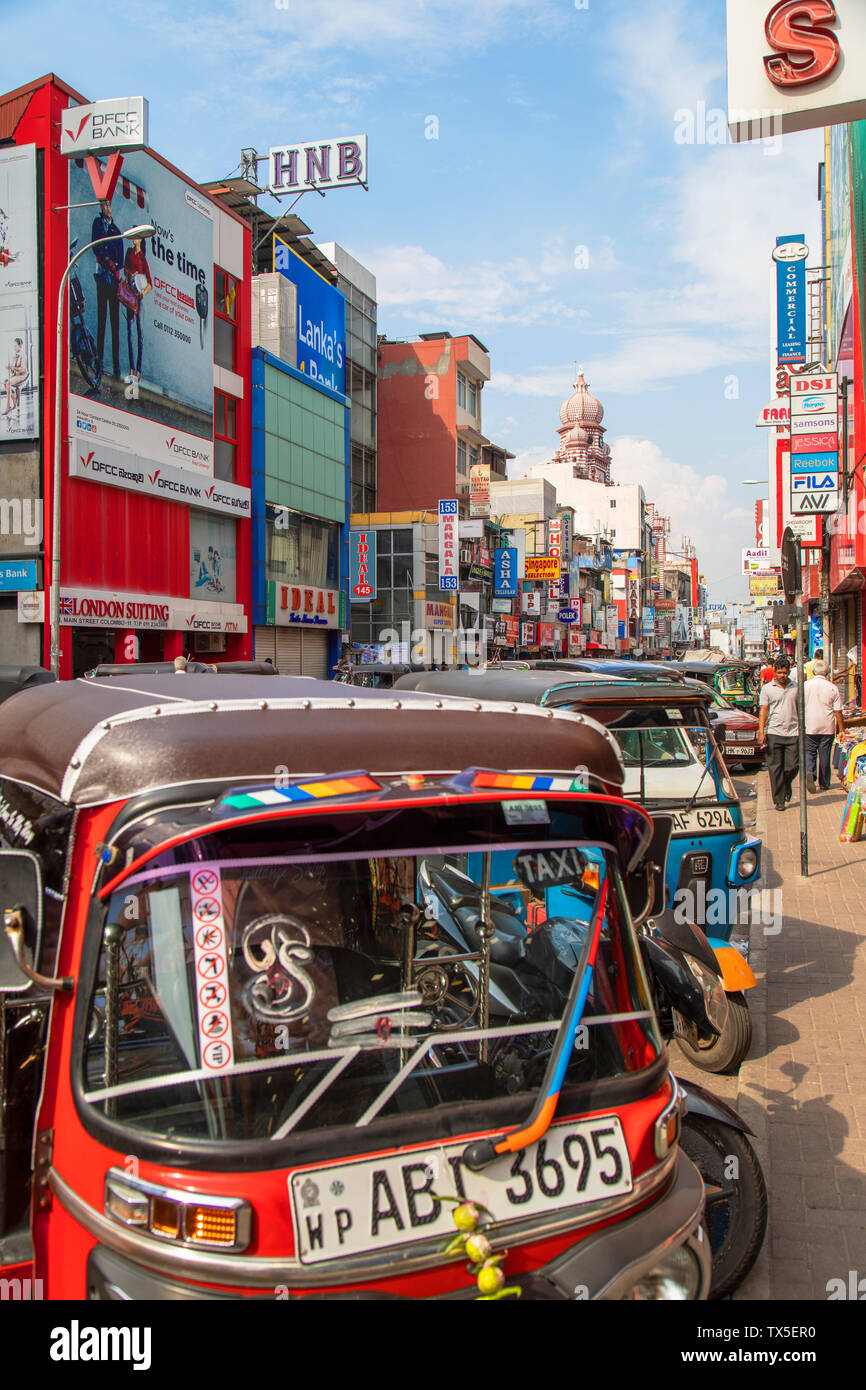 Tuk tuks parked in street, Pettah, Colombo, Sri Lanka Stock Photo - Alamy