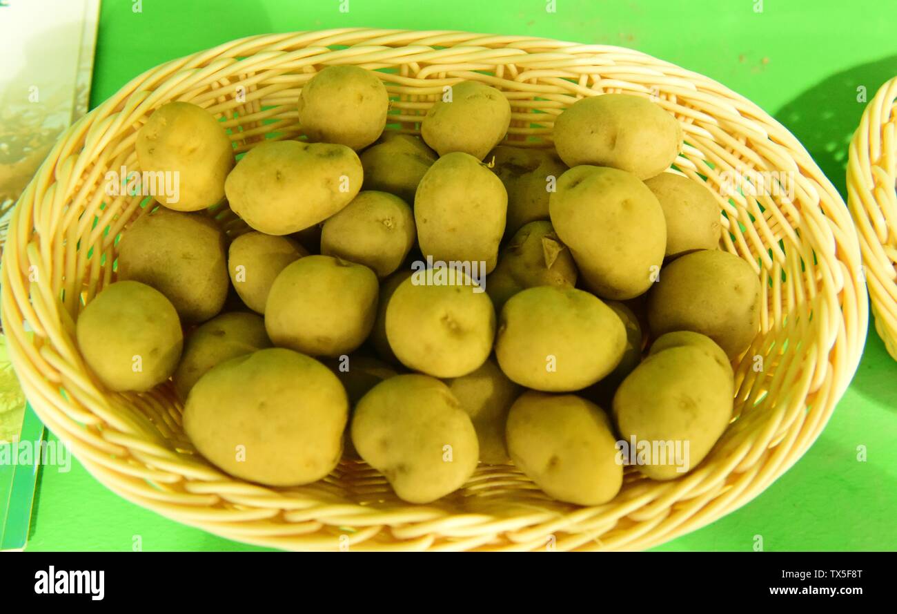 Potato Pictures High Resolution Stock Photography and Images - Alamy