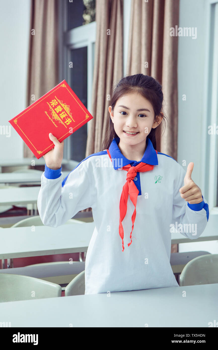 Red scarf china hi-res stock photography and images - Alamy