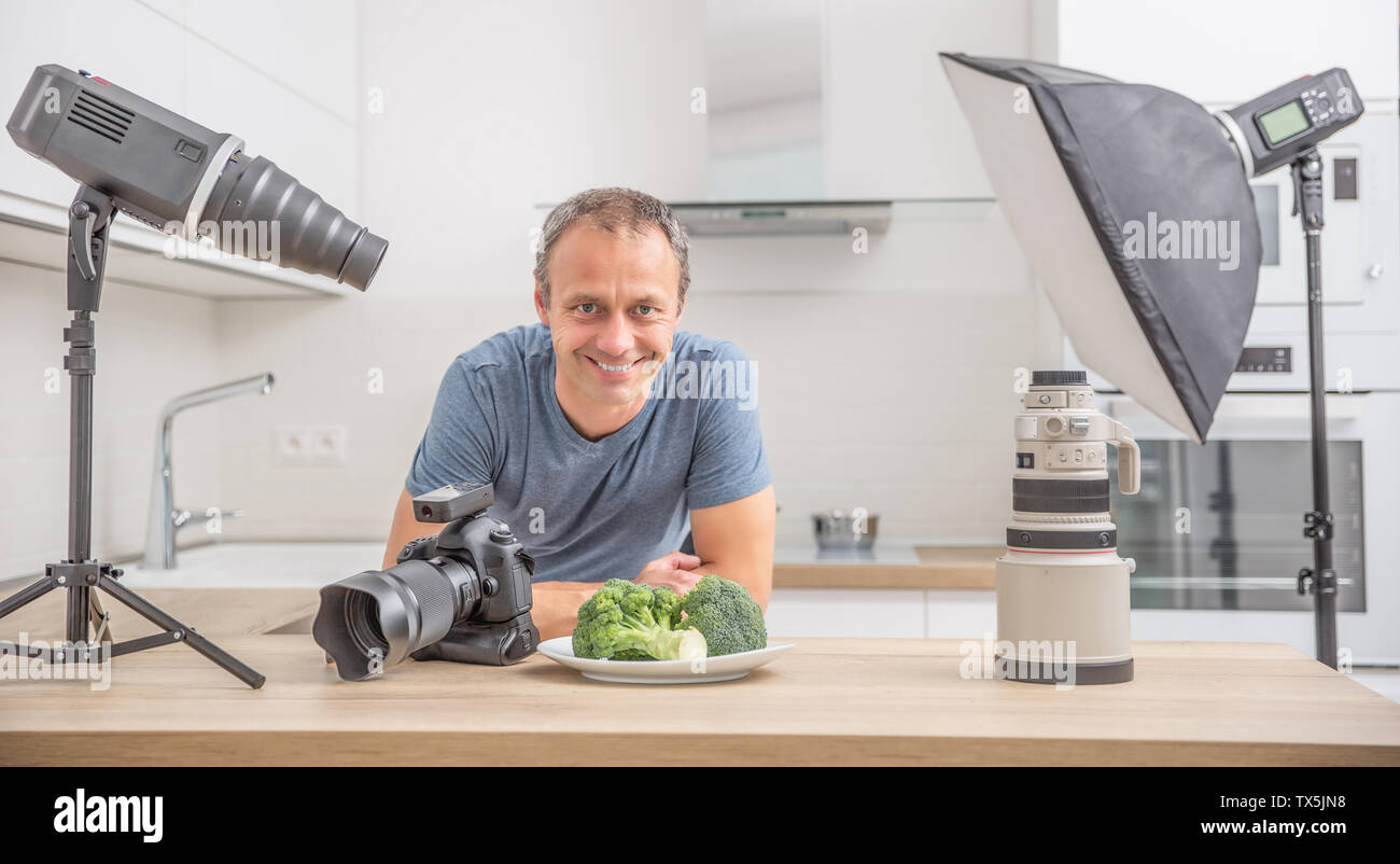Flash and lights hi-res stock photography and images - Alamy