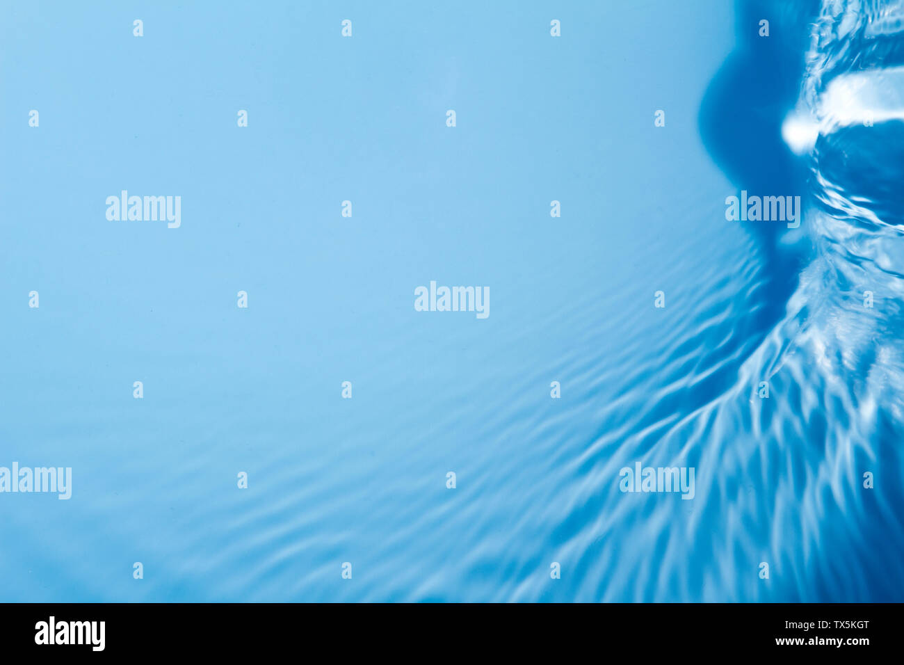 Pool resources hi-res stock photography and images - Alamy