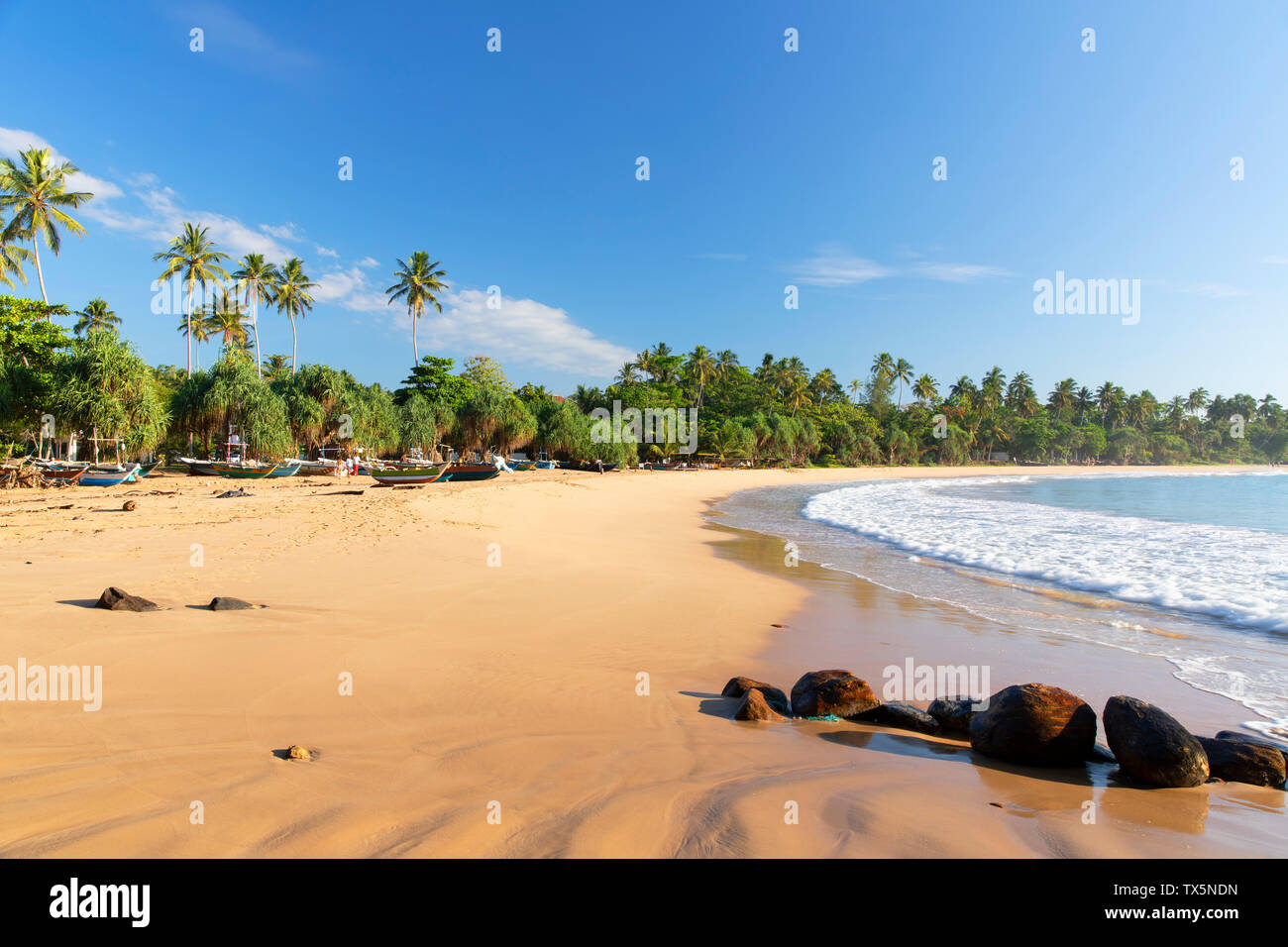 Sri lanka beach hi-res stock photography and images - Alamy