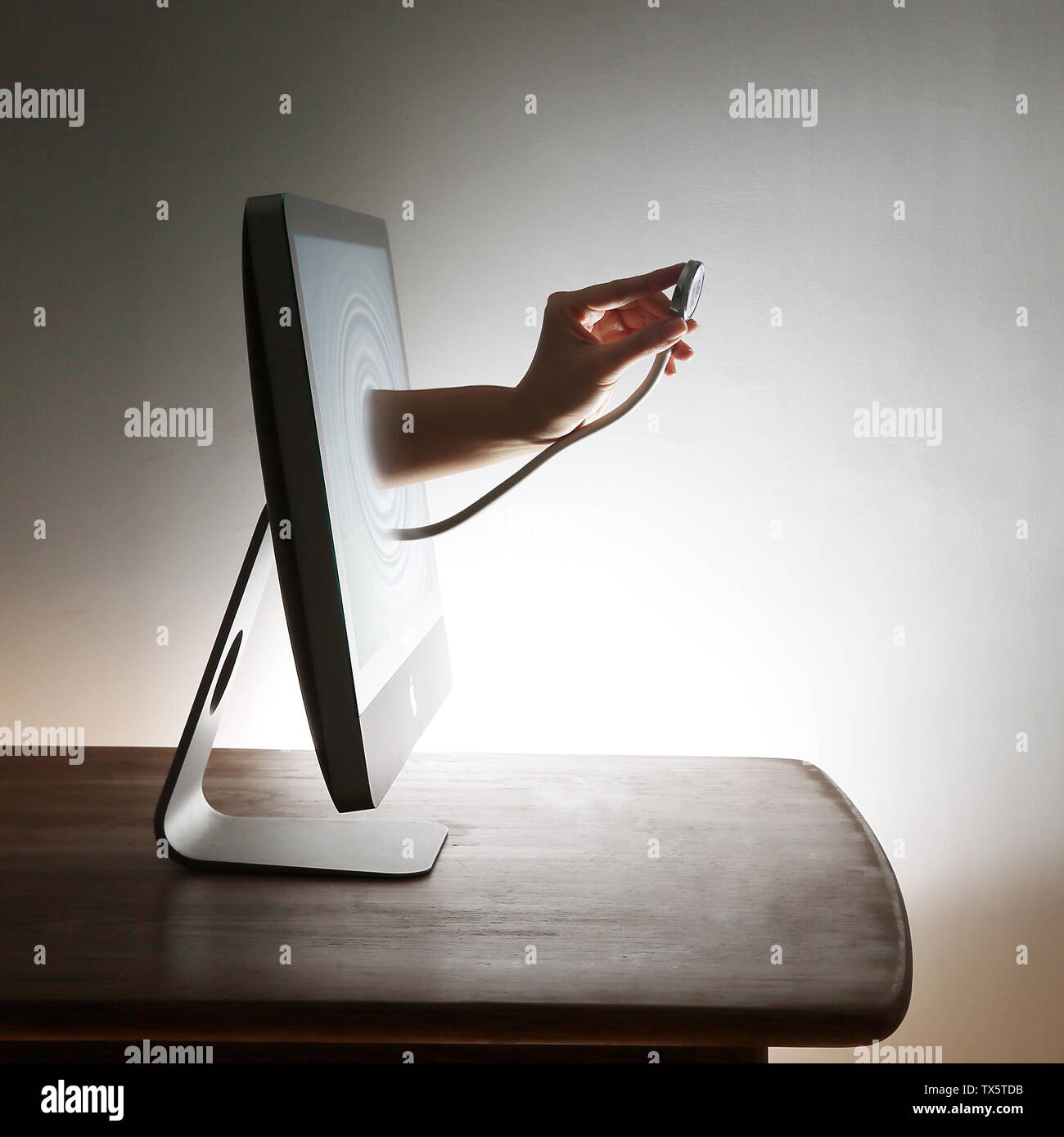Network diagnostics hi-res stock photography and images - Alamy