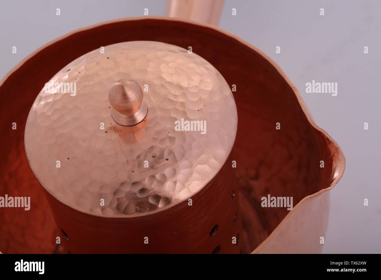 Pure copper pot hi-res stock photography and images - Alamy