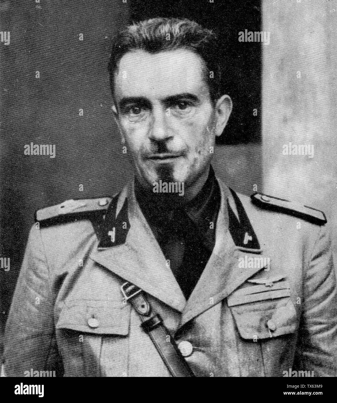 Guerra fascista hi-res stock photography and images - Alamy