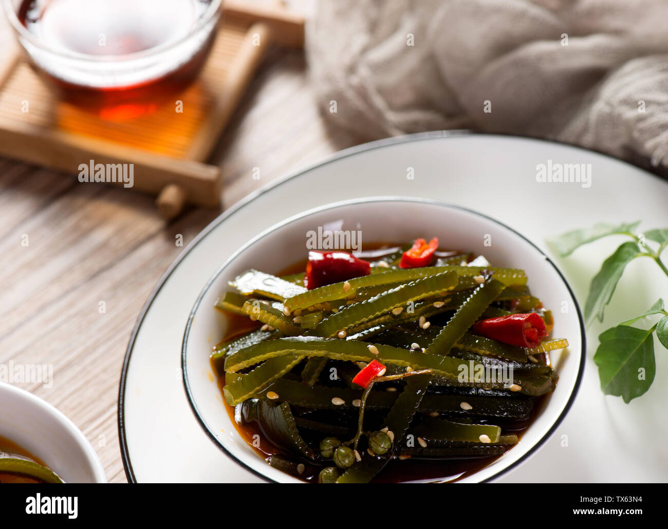 Kelp tea hi-res stock photography and images - Alamy